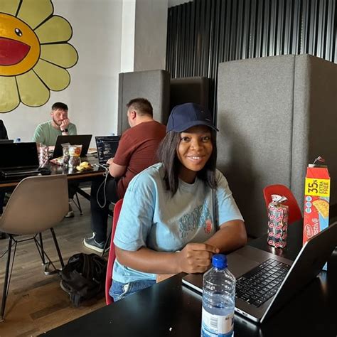 Omolola Omololaa • Threads Say More