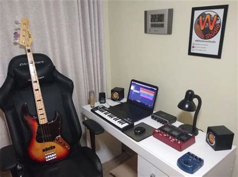 Top 8 Best Online Bass Lessons National Guitar Academy