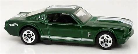 Embalagem Danificada Hot Wheels Muscle Mania 65 Mustang 22