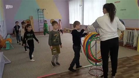 С обручем Комплекс № 7 утренней гимнастики в подготовительной к школе группе 6 7 лет Youtube