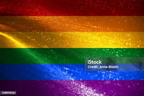 무지개 프라이드 플래그 반짝이 배경 Lgbtqi 권리 보케 패턴 레드 오렌지 노란색 녹색 파란색 보라색 줄무늬 휴일 빛나는 질감