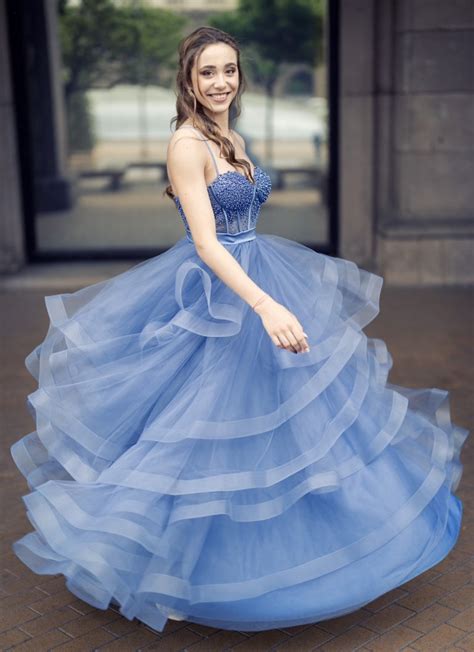 Вижте всички финалистки в конкурса Най красива абитуриентка за 2023 а