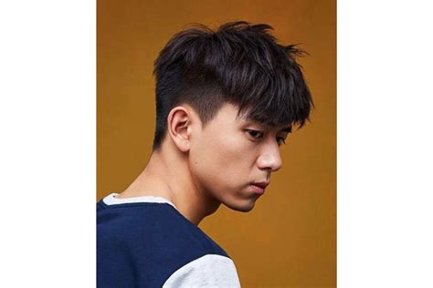 23 Model Potongan Two Block Hair Pendek Pria Indonesia Keren