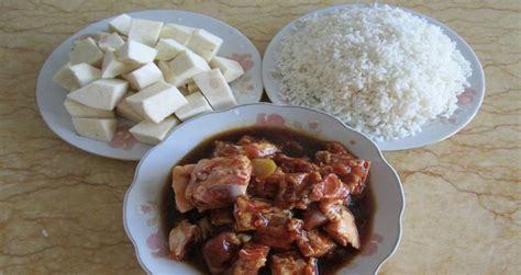 排骨焖饭加了它，又香又糯，我家隔三差五要做一次，全家都爱吃！ 哔哩哔哩