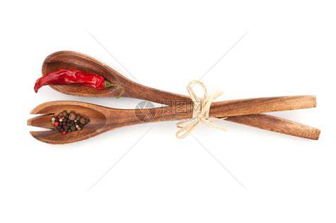 带有香料的老式厨房用具在白色背景上被隔离高清图片下载 正版图片502817595 摄图网