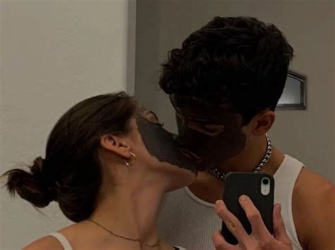 Crie Seu Primeiro Beijo