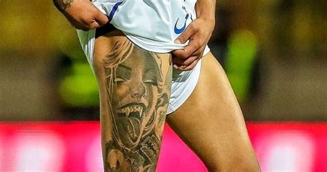 تصویری جدید از تتوی آرمین سهرابیان؛ رسانه رسمی استقلال مدافع آبی‌پوشان