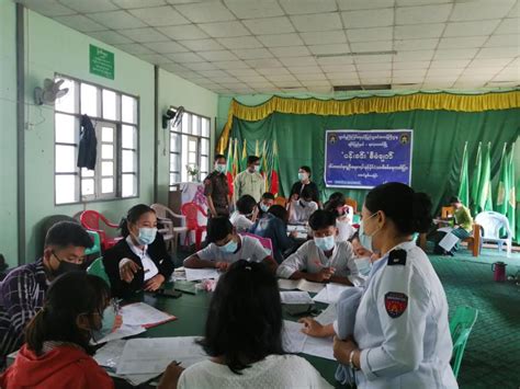 ရသေ့တောင်မြို့၌ ပန်းခင်းစီမံချက်ဖြင့် အသက်၁၆နှစ်နှင့် အထက် ကျောင်းသား