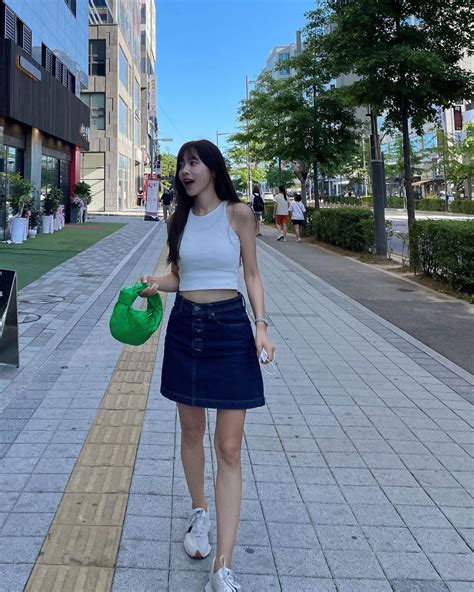 이솔이 수영복 몸매 슬렌더 청순 미녀 여친룩 패션 다리 각선미 사진 셀카 인스타 네이버 포스트