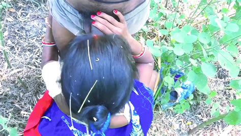 Jungal Me Mangal Karne Gai Suman Ko Khet Walo Ne Khet Me Pakar Ke Chod