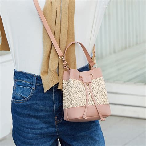 Sac à bandoulière tissé en paille CAPSULE SAINT TROPEZ INTEMPOREL S