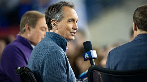 Where Is Cris Collinsworth Nbc Broadcaster Takes Annual Holiday Break