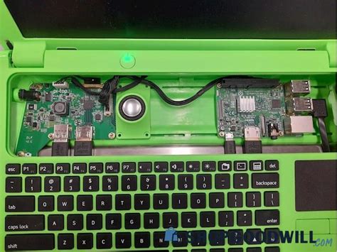 pi top model b raspberry pi modular laptop powers on laptop only