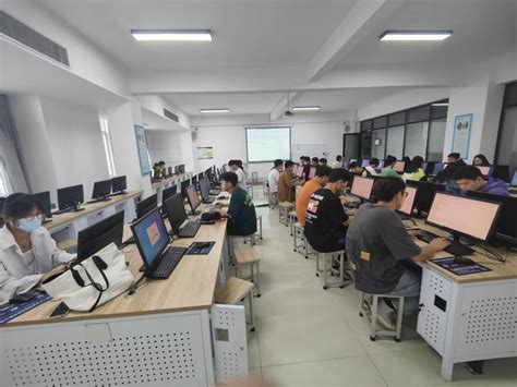 信阳学院第四届计算机程序设计大赛成功举办 大数据与人工智能学院