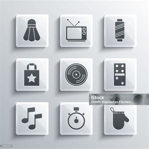 스톱워치 오븐 장갑 도미노 비닐 디스크 음표 톤 종이 쇼핑백 배드민턴 셔틀콕 및 재봉실 스풀 아이콘을 설정합니다 벡터 개체 그룹에 대한 스톡 벡터 아트 및 기타 이미지