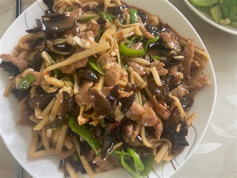 【鱼香肉丝的做法步骤图，鱼香肉丝怎么做好吃】小鱼儿的菜谱呀下厨房