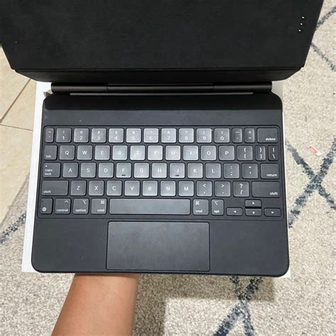 Magic Keyboard 11 Inch Ipad Ada Minus Pro 2018 2020 2021 M1 2022 M2 Air