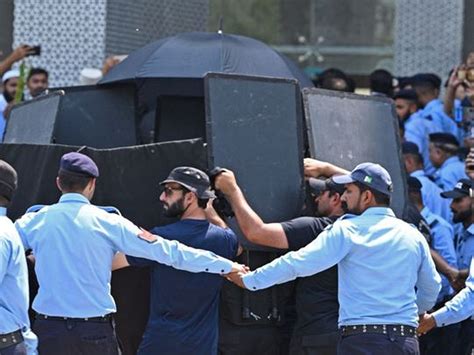 Ex Pakistan Pm Imran Khan Granted New Bail