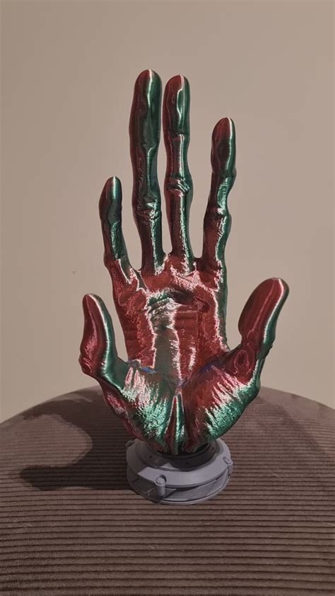 Six Finger Alien Hand Controller Holder 3d Printed Stlflix Design