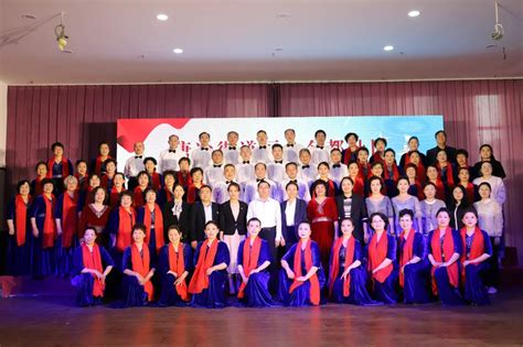 历城二中艺术团教学点恒大名都社区爱心合唱团成立 二中快讯 济南市历城第二中学