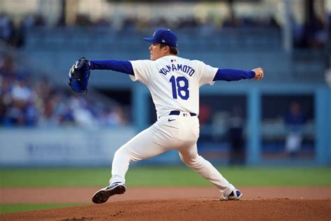 Dodgers Dave Roberts Provides Injury Update On Yoshinobu Yamamoto