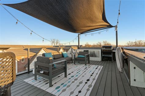 The Rooftop Terrace On The Square Thind Rentals