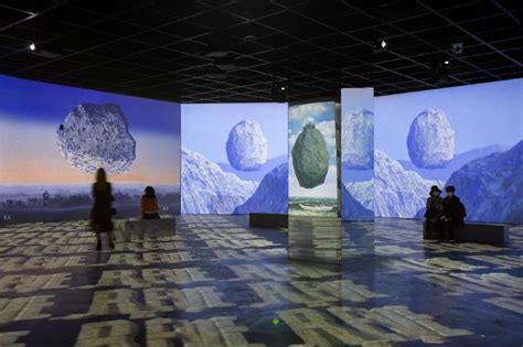 [가보니] 르네 마그리트의 ‘빚의 제국 360도 실감 체험에 ‘오감만족 아주경제