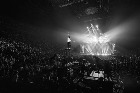 Twenty One Pilots Icy Tour Needed A Cool Sound And L Acoustics