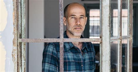 הבמאי אסף סבן הסיפור שנספר על השואה לדור הבא הוא קריטי קולנוע הארץ