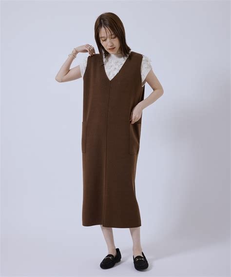 Jayro（ジャイロ）の「アンチピリングvネックニットジャンパースカート（ジャンパースカート）」 Wear