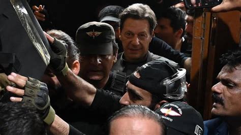 Imran Khan Arrested Outside Islamabad High Court Viralnom