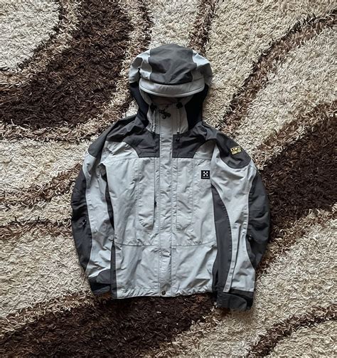 Haglofs Haglöfs light jacket goretex S | Grailed