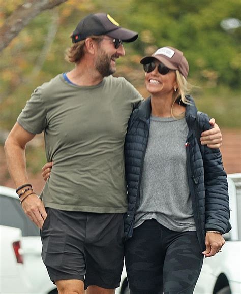 Kevin Costners Ex Ehefrau Christine Baumgartner Ist Verlobt Galade