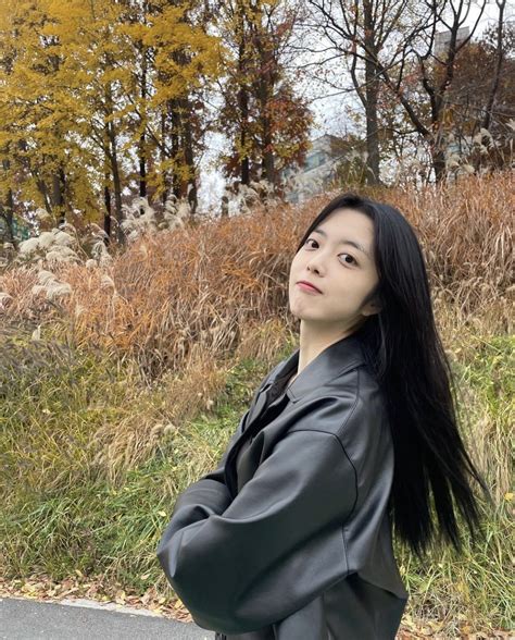 [잡담] 인간적으로 지수연은 흑발 긴 생머리 박제 해줘야 함 인스티즈 Instiz K Pop 예능 카테고리