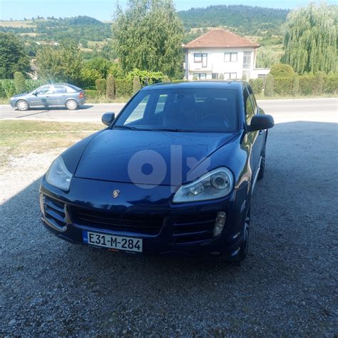 Porsche Cayenne Zamjena Za Kombi Automobili Olx Ba