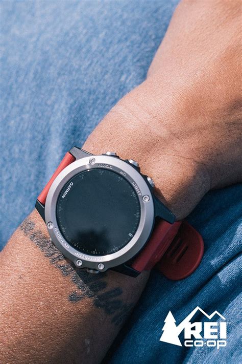 The Garmin Fenix Is A Rugged Capable And Smart Multisport Training GPS Global Navigation