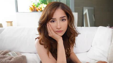 Pokimane Explains Why She Would Never Leave Twitch And Join Kick Dexerto