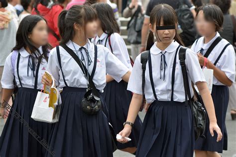 東京ストリートガールズ激萌えツインテールの吊りスカjcちゃん。