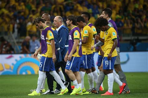 Saiba Por Onde Andam Os Jogadores Do Brasil Que Atuaram No 7 A 1