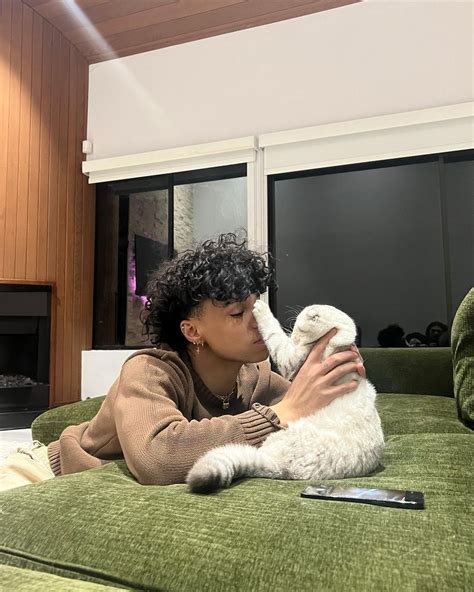 Pin By ♡˚it S Ellie˚♡ On Larray🤭 Cutie Patootie Best Youtubers People