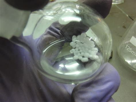 Lu Le Laboratory Synthesis Of T Butyl Chloride From T Butyl Alcohol Chemistry Of Alcohol Lu