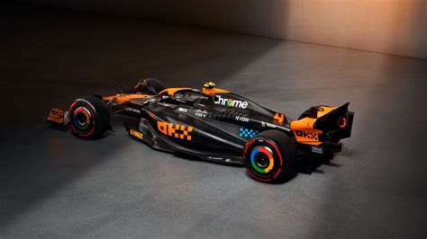 Mclaren Runs Stealth Mode Livery For Singapore And Japan Espn