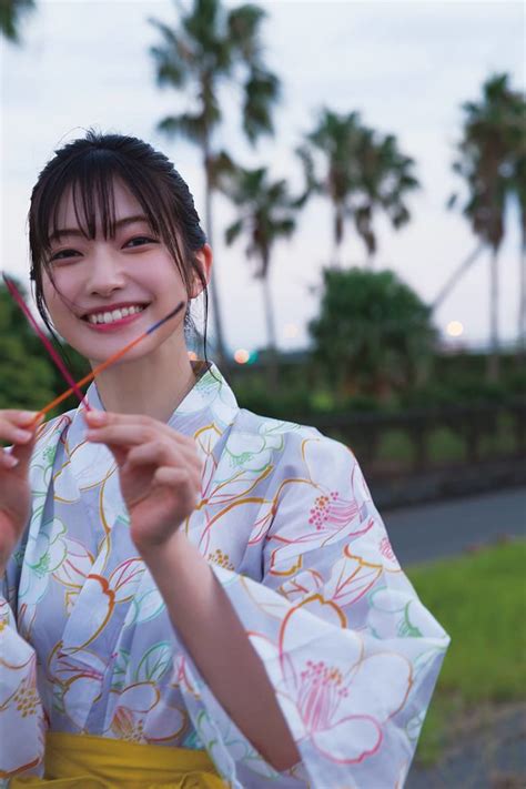 櫻坂46大園玲、浴衣姿でノスタルジックな表情「上京してからは初めて」 マイナビニュース