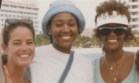 Lisa Hintelmann Meet Spouse Of Robyn Crawford Vergewiki