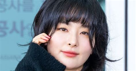 [사진]레드벨벳 슬기 심쿵 볼하트