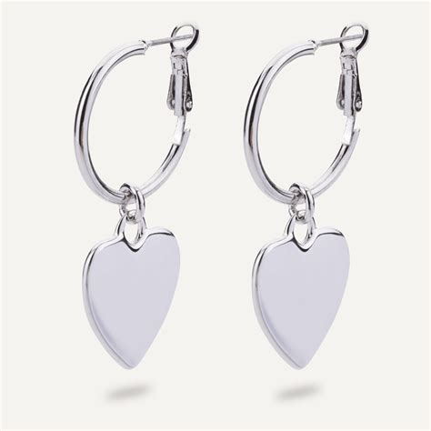 Sweetheart Lever Heart Earrings In Silver Tone
