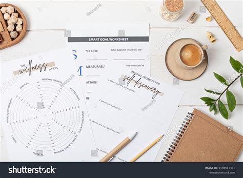 778853 Fotos De Rueda De La Vida Fotos Imágenes Y Otros Productos