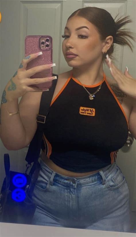 She Wild On Cam Rigbaddies