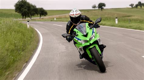 Kawasaki Ninja Zx 4rr Anniversary Edition 2024 Test Auf Der Landstraße