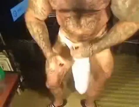 Muscle Eddie Swing 1